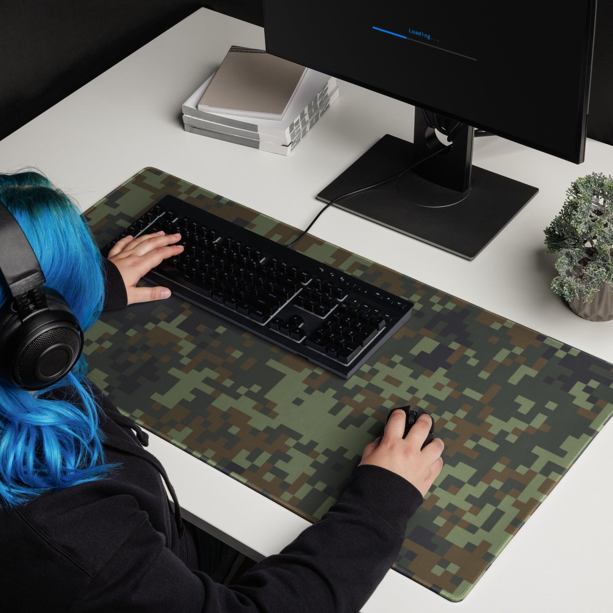 CAMO HQ - American Digital Dual-Tex Woodland CAMO Universal Large Desk ...