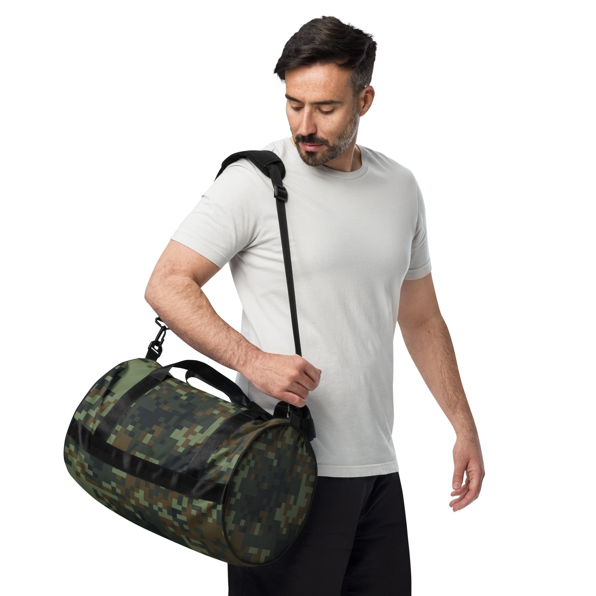 CAMO HQ - American Digital Dual-Tex Woodland CAMO gym bag - Worldwide ...