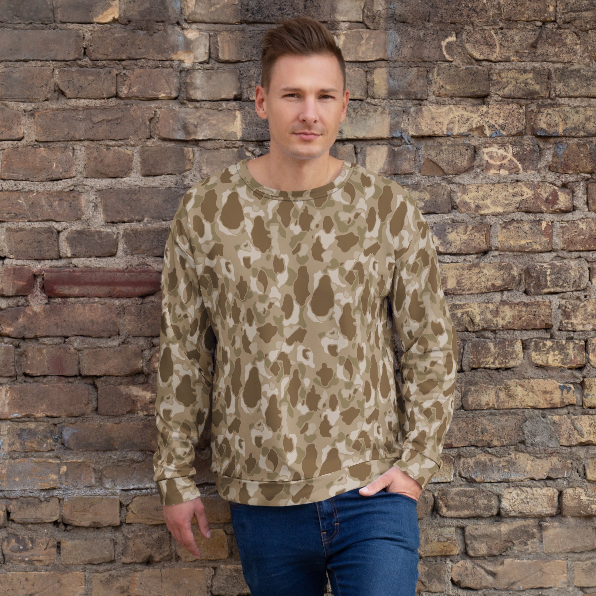 CAMO HQ - American Frog Skin Arid CAMO Unisex Sweatshirt - Worldwide ...