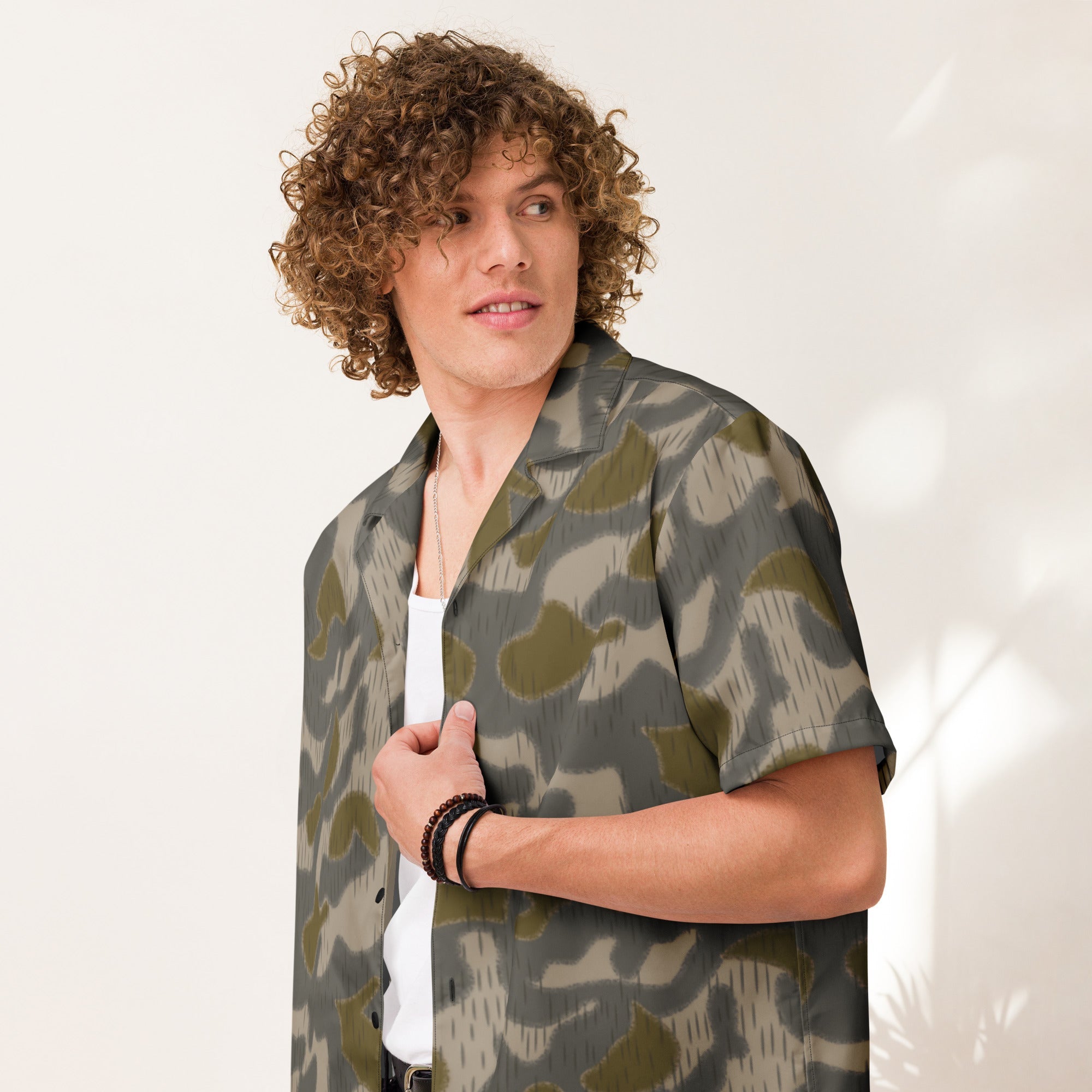 CAMO HQ - Austrian Zeltbahn Sumpfmuster Marsh CAMO Unisex Short-Sleeve ...