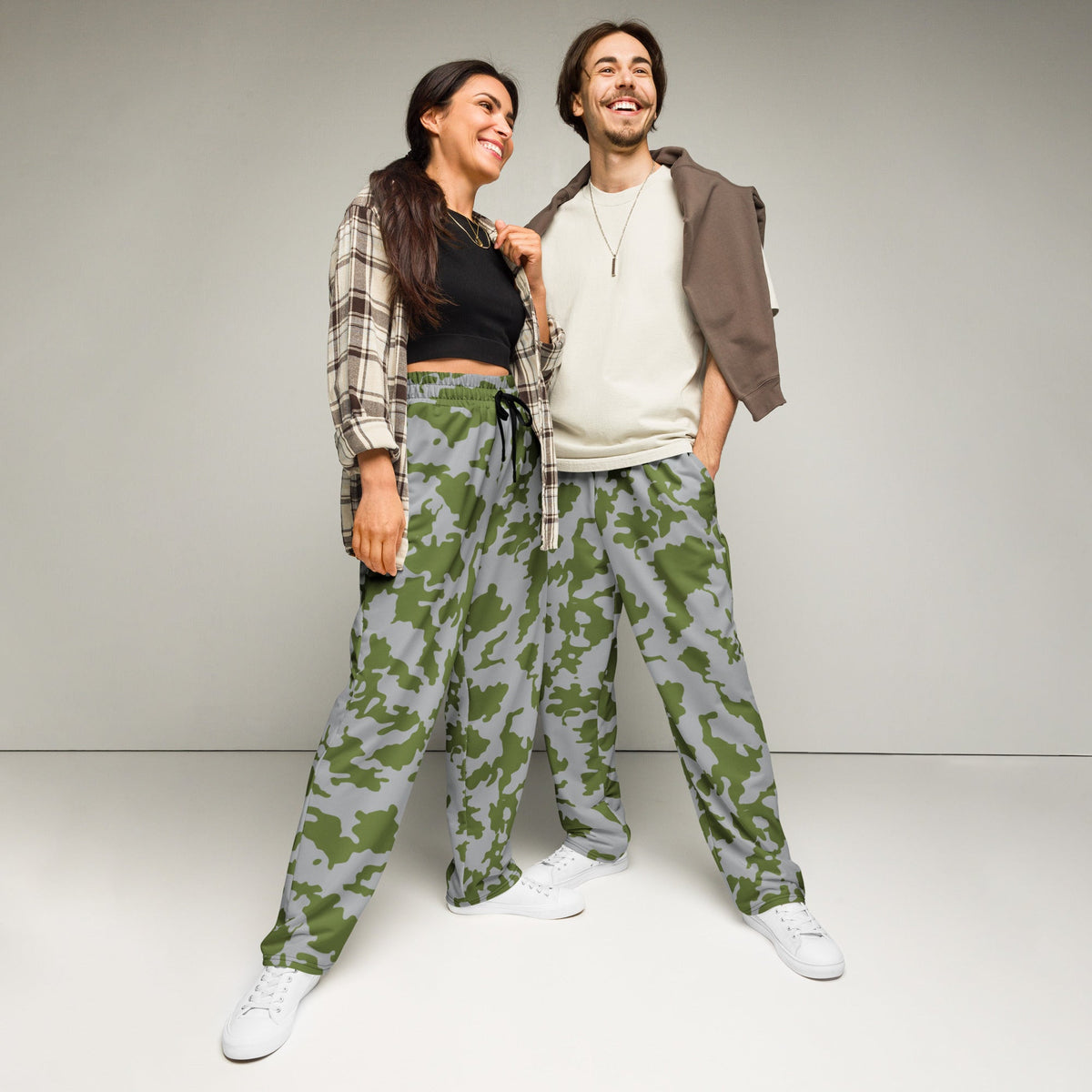 CAMO HQ - Fallout 3 Operation Anchorage Snow CAMO Wide-leg joggers ...