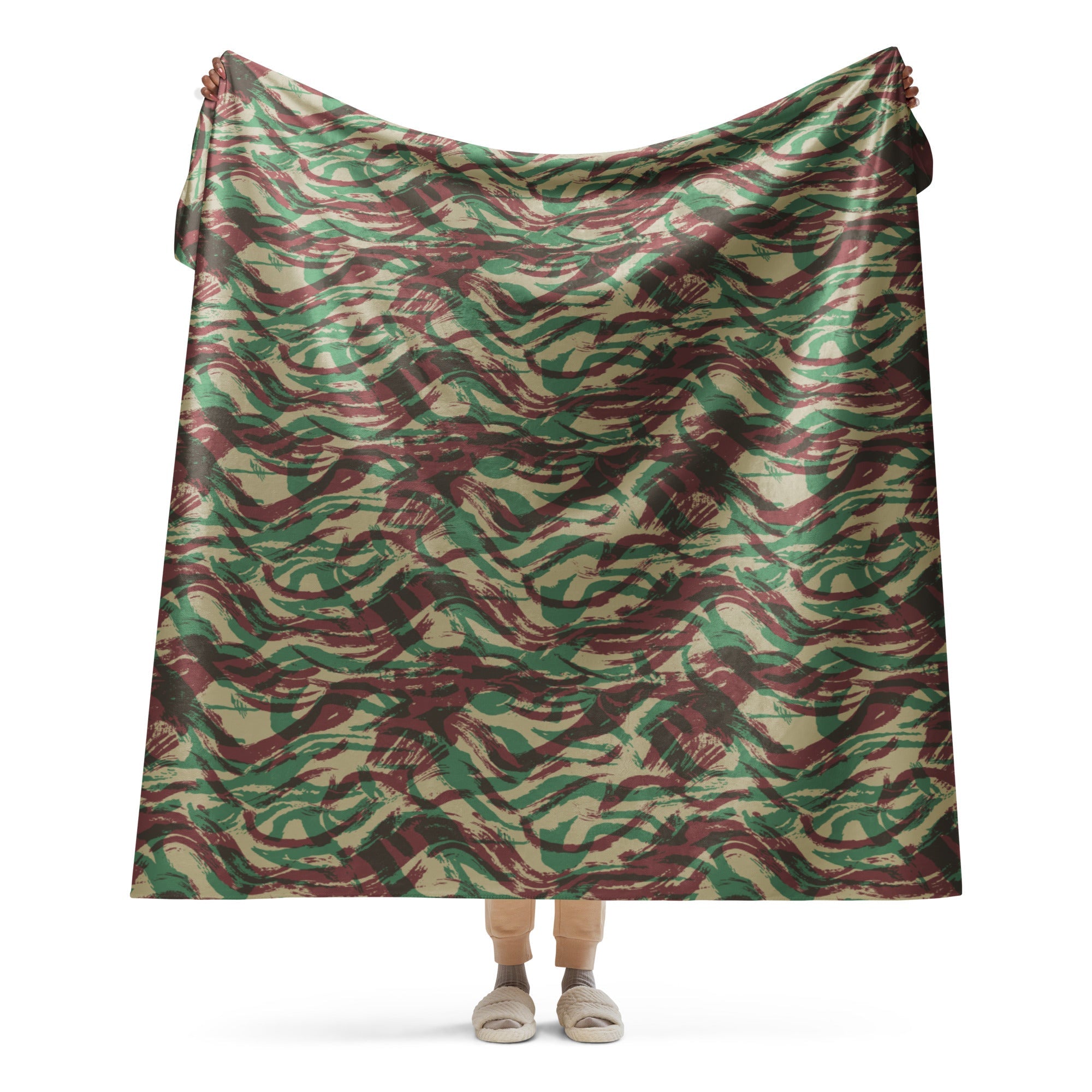 CAMO HQ - French Lizard D Algerian War CAMO Sherpa Blanket - Worldwide ...