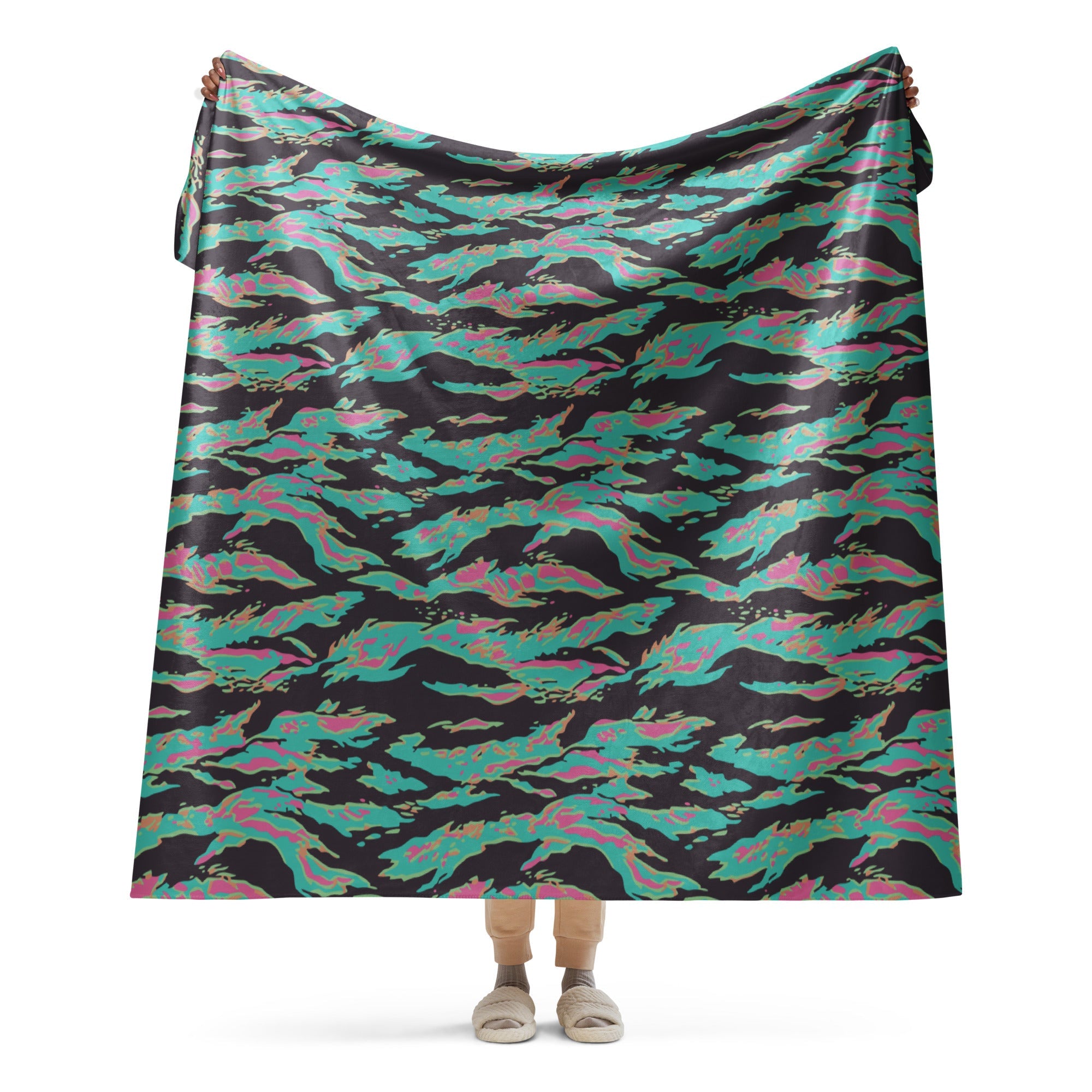 CAMO HQ - Miami Tiger Stripe CAMO Sherpa Blanket - Worldwide Shipping