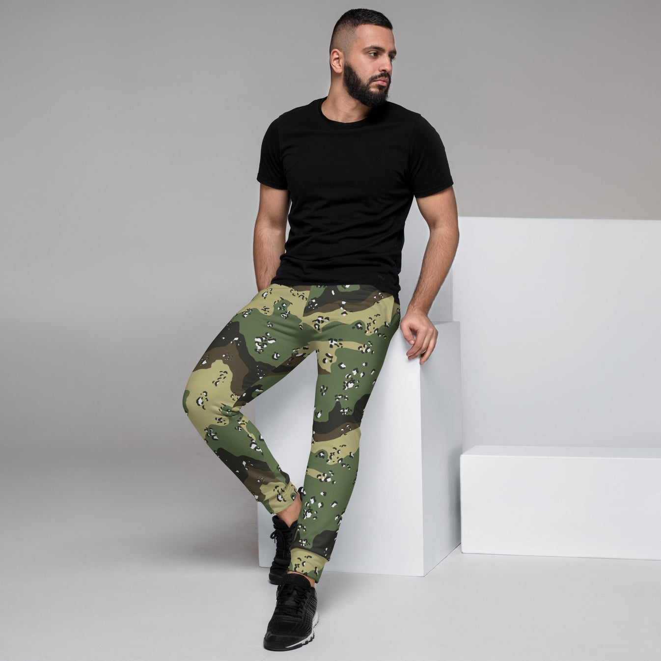 CAMO HQ - Saudi Chocolate Chip Marsh CAMO Mens Joggers - Worldwide Shipping